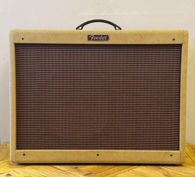 Fender Blues Deluxe Reissue Guitar Amplifier 40-Watt PR 246 Tweed ...