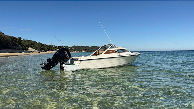 Whitley 6m half cabin boat | Motorboats & Powerboats | Gumtree ...