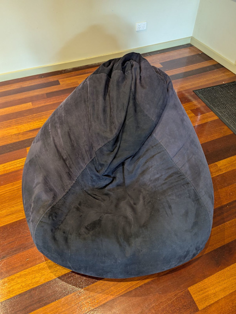FREE! A comfy bean bag! Soft felt-like material - Other Furniture in ...