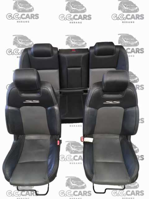 HOLDEN COMMODORE VE SSV LEATHER SEATS FRONT & REAR SEDAN GREY & BLK ...