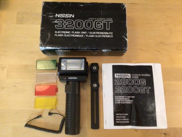 Nissin 3200GT Thyristor Auto Electronic Bounce Flash Gun Kit - Tested ...