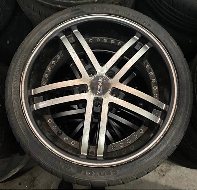 Set of 4 wheels and tyres for Ve Holden commodore 235/45/19 | Wheels ...