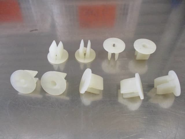 Ford Focus Genuine Plastic Expansion Nut New Part Pack of 9 | Other ...