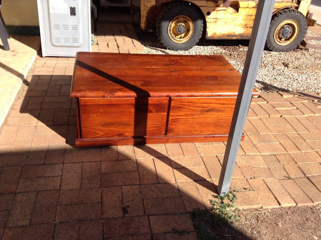 Coffee Table (145x75x25cm) -NO GUMTREE MESSAGES/YES STILL AVAILABLE ...