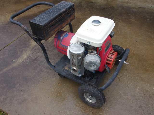 HONDA G400 10hp Powered 5kVA DUNLITE Generator trolly and toolbox ...