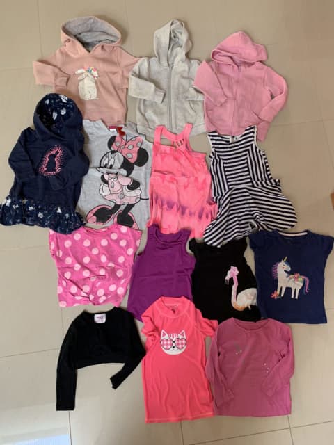 Bundle size 3 girls clothes, 14pieces, used but no holes - Kids ...