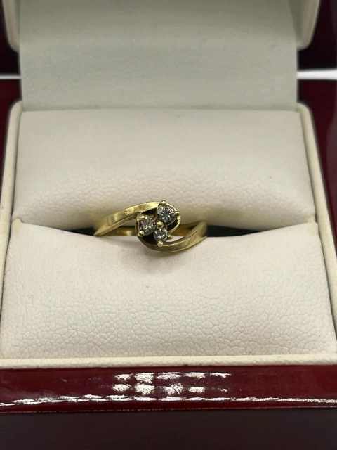 18ct diamond ring 2.63g size G 1-637586 - Women's Jewellery in ...