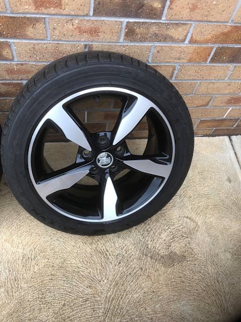 Vf Holden commodore wheel | Wheels, Tyres & Rims | Gumtree Australia ...