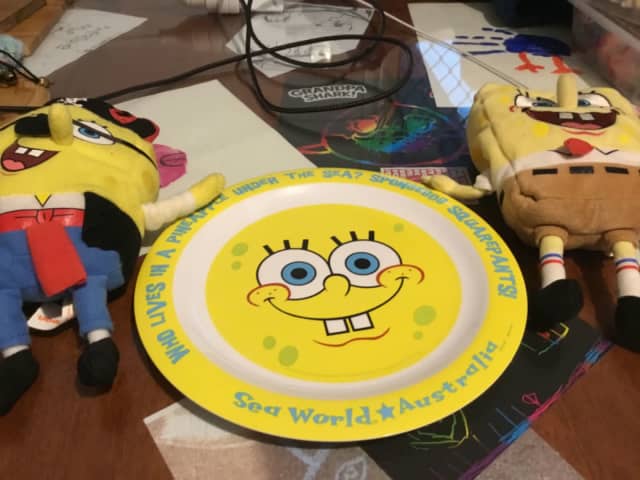Sponge Bob Plate with square pants (2004)& Pirate sponge Bob.(2011 ...
