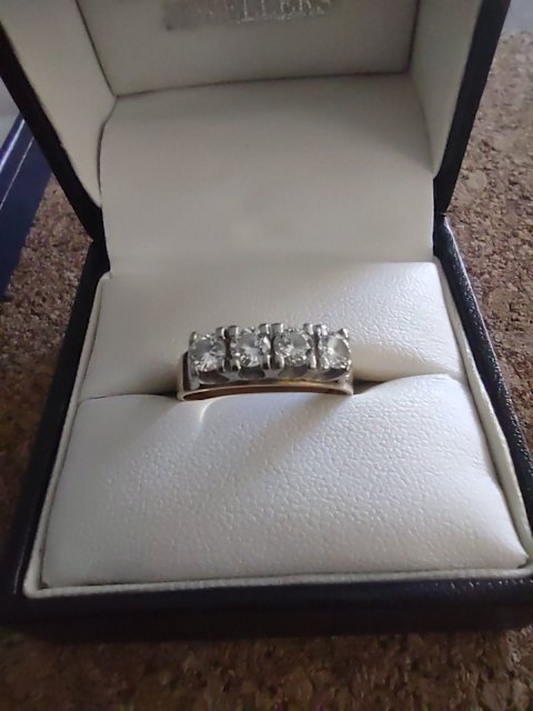 Diamond Ring 18ct two tone 4 large diamonds - Women's Jewellery in ...