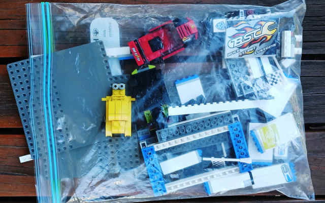 ***INCOMPLETE*** LEGO 8681 Racers - Tuner Garage - Tiny Turbos, - Toys ...