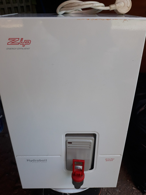 Zip Instant Hot Water Unit - Other Appliances in Dundowran Beach QLD ...