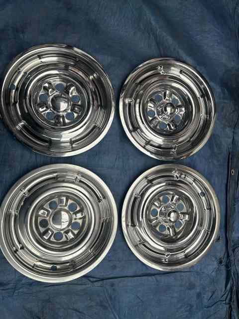 FORD FALCON XR XT GT XW GS XY GS GENUINE WHEEL CAPS SET VGC | Other ...
