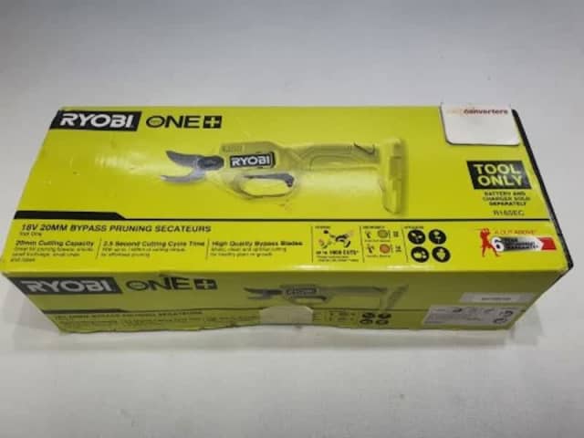 Ryobi Green Secateurs - Garden Tools in Prahran VIC | Gumtree Australia