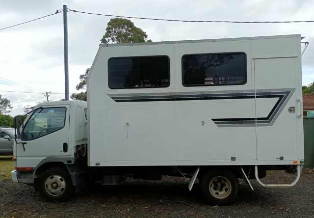 2 horse angle load truck Mitsubishi Canter | Cars, Vans & Utes ...