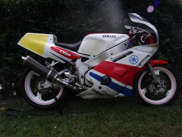 YAMAHA FZR400 RACE MOTORCYCLE | Motorcycles | Gumtree Australia Pine ...