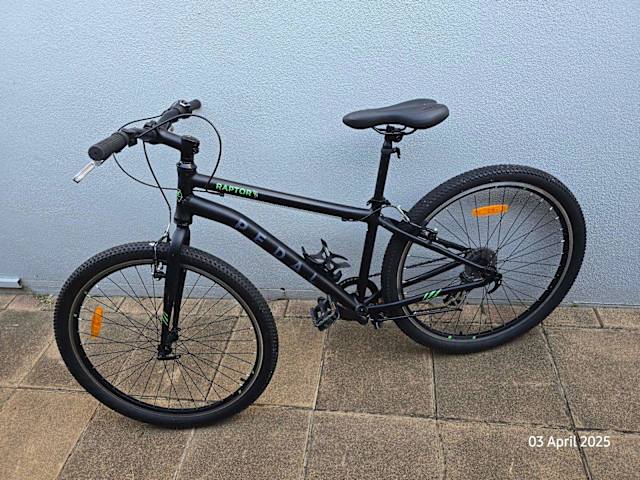 Bike Pedal Raptor recreational bike - Men's Bicycles in Narrabundah ACT ...