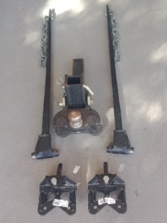 Hayman Reese tow hitch and sway bars | Caravan & Campervan Accessories ...