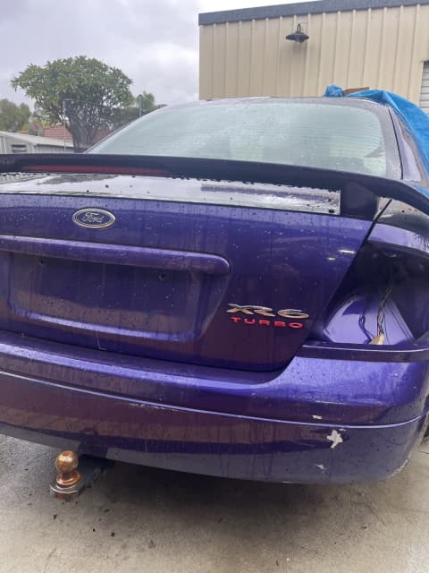 Ford BA XR6T Wrecking rolling shell with diff axels wheels. | Engine ...