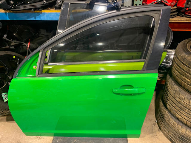 VE SS Holden Commodore Atomic Green LH Door. SSV SS SV6 | Auto Body ...
