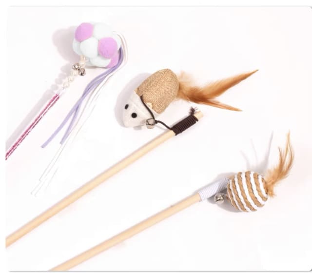 Bell Teaser Toy/ Mouse with feathers and tassels (set of 3) | Pet ...