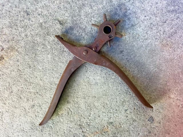 Vintage Rustic Rotary Hole Punch/ Leather Revolving Punch | Antiques ...