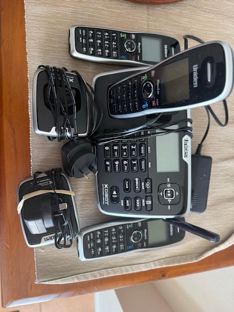 Uniden Digital XDect Mobile Phone - Home Phones in Jurien Bay WA ...