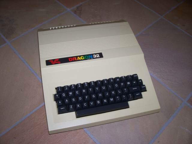 Working Vintage Dragon 32 Home Computer from 1982 | Desktops | Gumtree ...