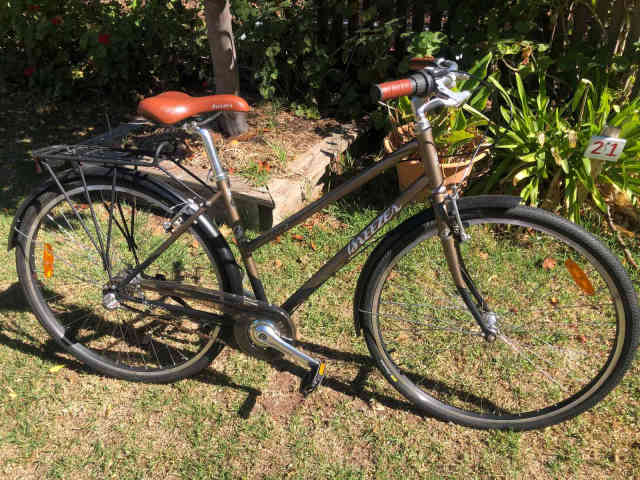 Girls / Ladies Urban Bicycle - Breezer Downtown 3 Speed internal Gear ...