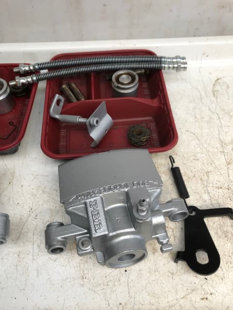 FORD EA EB ED XG XH UTE REAR BRAKE CALIPERS | Brakes & Suspension ...