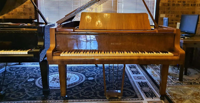 Petrof 190cm Salon Semi-Concert European Grand Piano Very nice profes ...