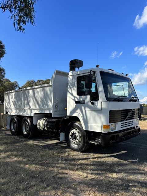 Volvo FL10 tipper truck | Trucks | Gumtree Australia Mitchell Area ...