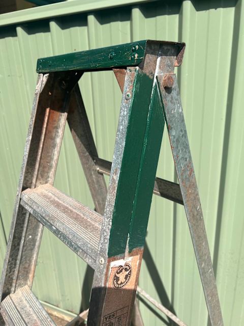 Geelong 6 step ladder - Ladders & Scaffolding in Willagee WA | Gumtree ...