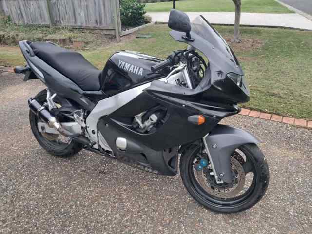 Yamaha YZF-600R R6 Thundercat black and silver | Motorcycles | Gumtree ...
