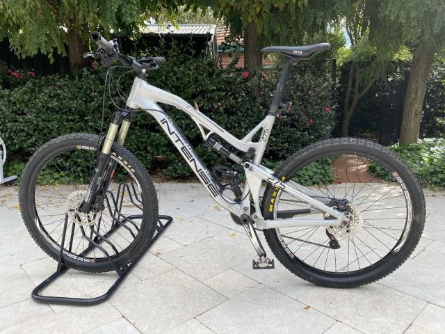 Mountain Bike - Intense Spider 27.5 Dual Suspension - Men's Bicycles in ...