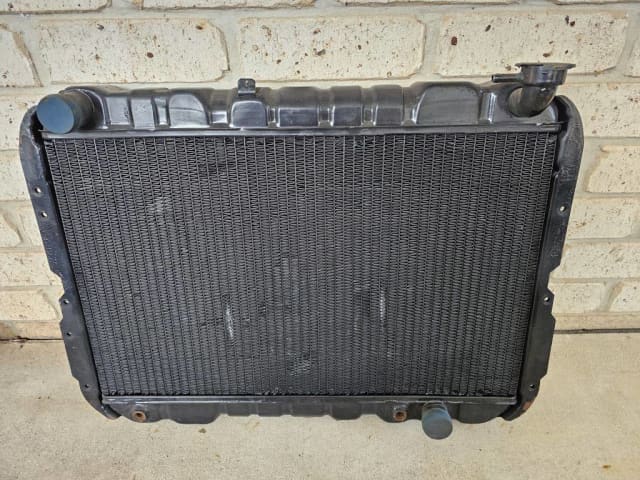 Toyota Landcruiser FJ60 Petrol 81-85 Radiator | Engine, Engine Parts ...