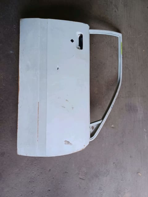 Vb vc vh commodore Drivers side front door vk vl | Auto Body parts ...
