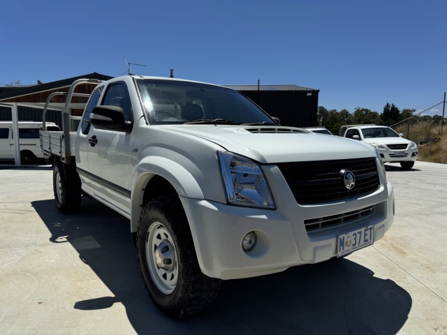 2008 HOLDEN RODEO RA MY08 5 SP MANUAL C/CHAS, 3 seats | Cars, Vans ...