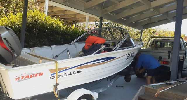 2005 Stacer/Quintrex SeaHawk Sports 4.2m Runabout Mariner 40hp -as new ...