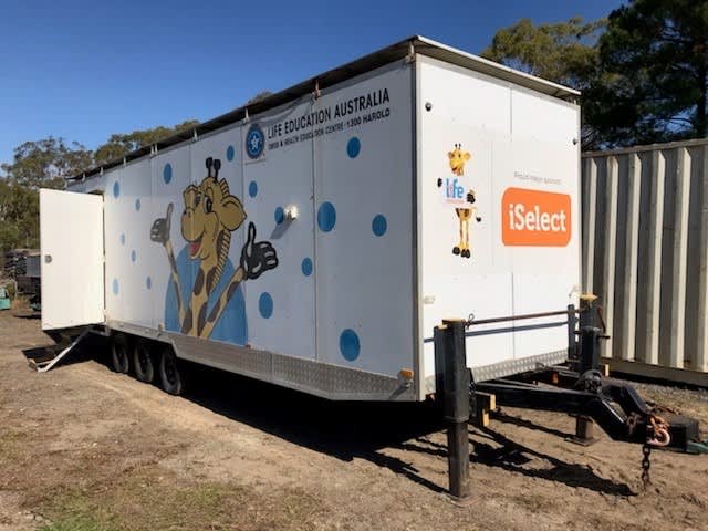 1990 Tri axle Caravan site office - Miscellaneous Goods in Redland Bay ...