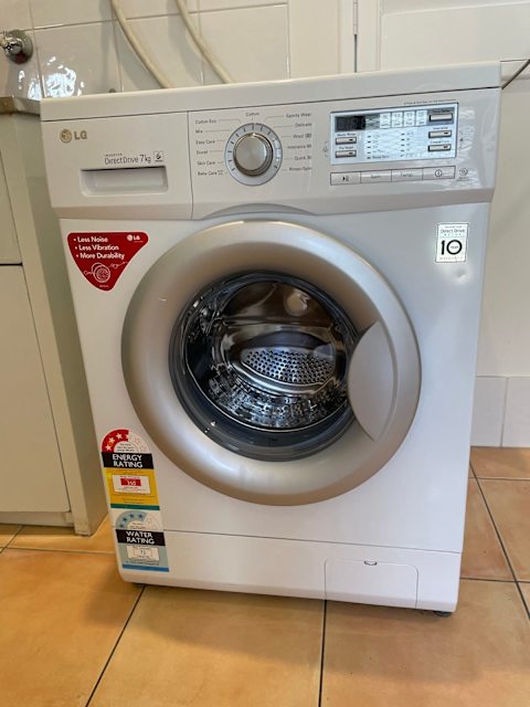 LG Washing machine (7kg front loader) - Washing Machines & Dryers in ...