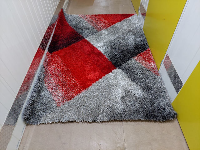 Flash Rug Grey and Red - Rugs & Carpets in Hume ACT | Gumtree Australia