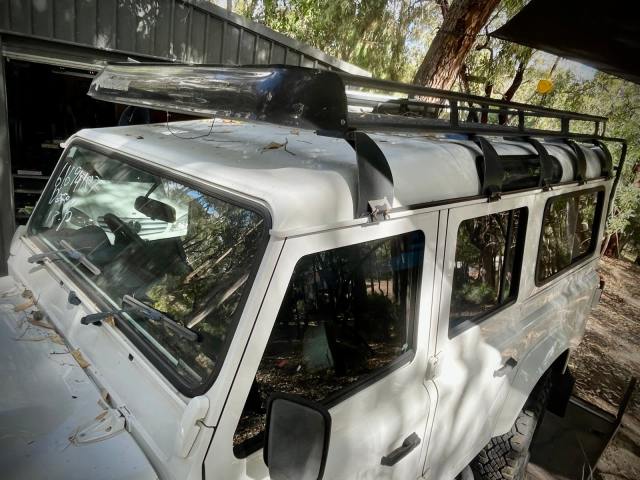 Land Rover Defender 110 Tracklander Roof Rack & Ladder | Auto Body ...