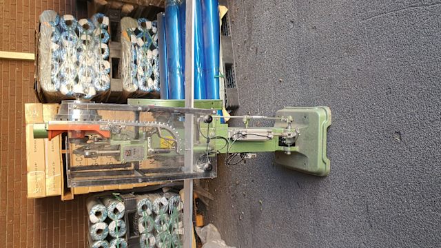 T nuts inserted machine with hydrolic control - Miscellaneous Goods in ...