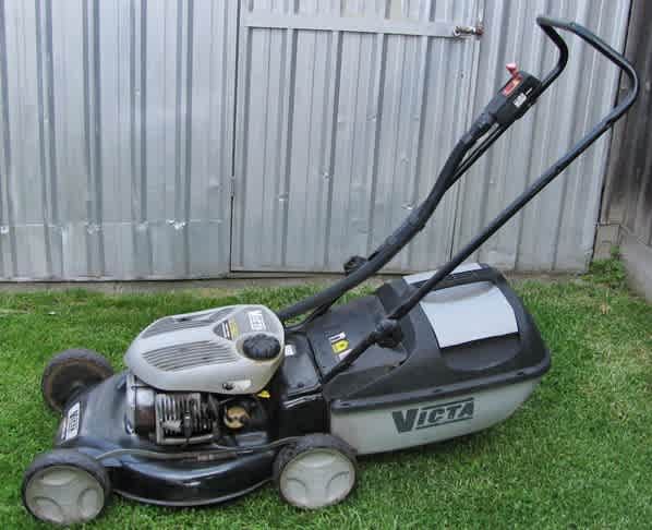 Victa Wildcut 2-stroke lawn mover - Lawn Mowers in Bentleigh VIC ...
