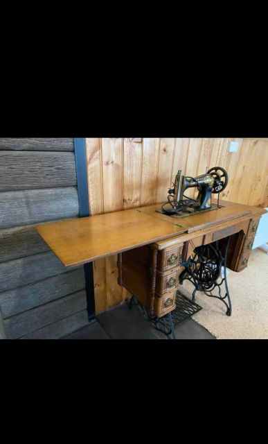 Singer sewing machine vintage - Sewing Machines in Penguin TAS ...