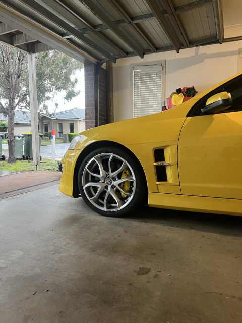Genuine HSV pentagon wheels in silver | Wheels, Tyres & Rims | Gumtree ...