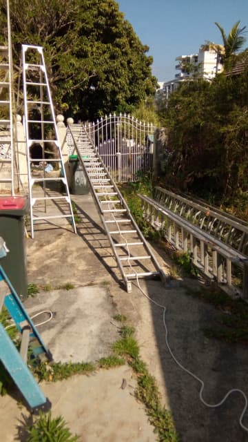 VERY LONG EXTENSION LADDER 5.6/10.5 M NETRE EXTENTION ALUMINIUM ...
