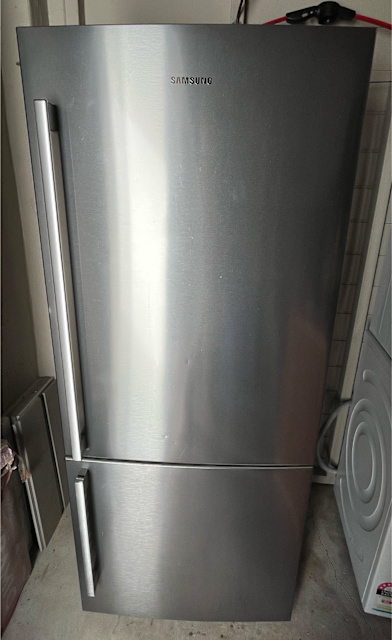 Samsung Fridge Freezer in working order - Fridges & Freezers in ...