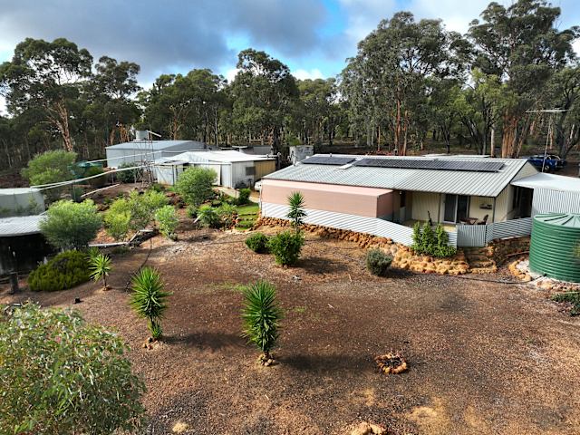 50 Sinclair Pl, Julimar, Western Australia 6567 - for Sale | Gumtree ...